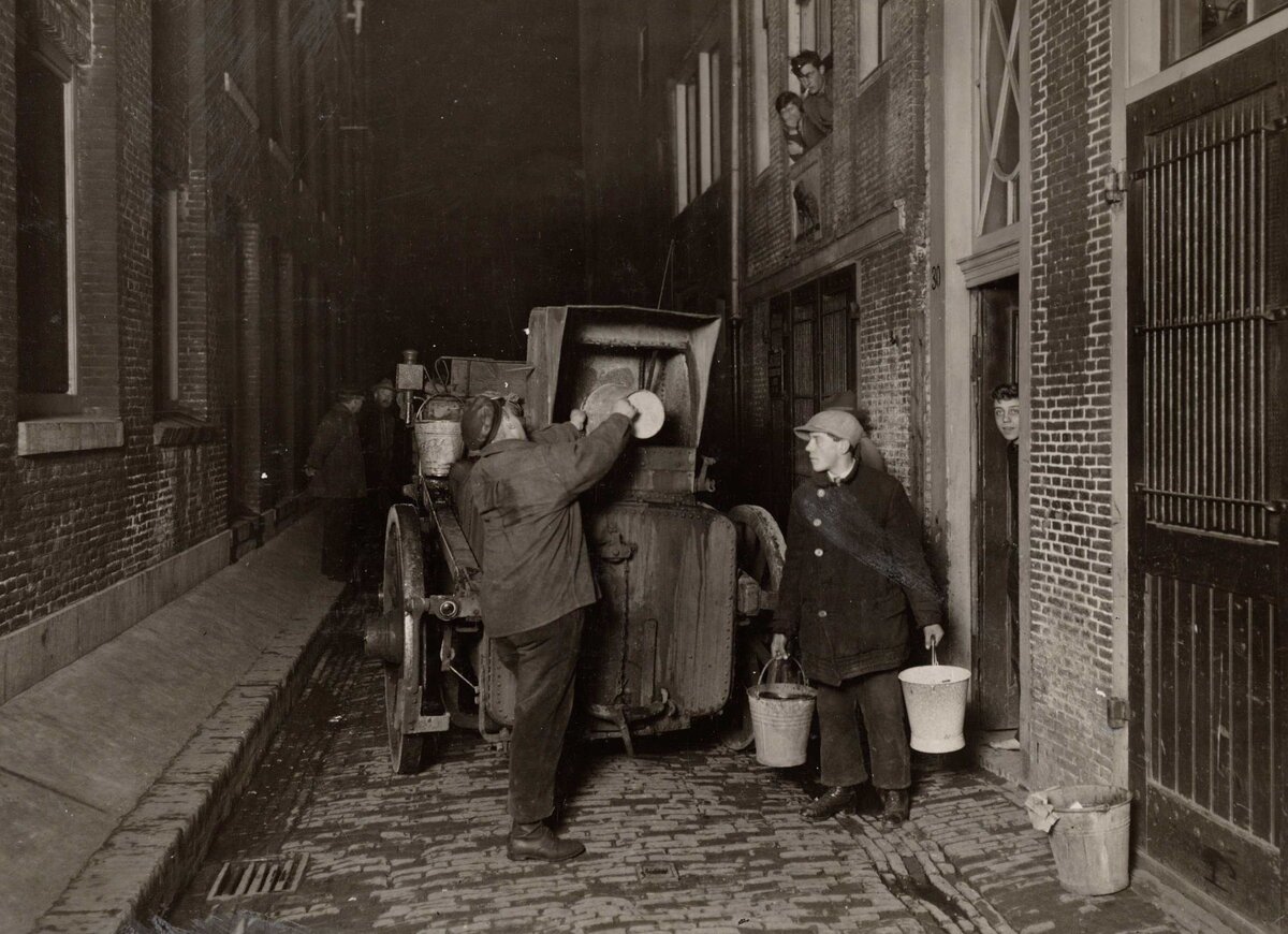 Poep op straat dwong Nederlandse steden tot riolering